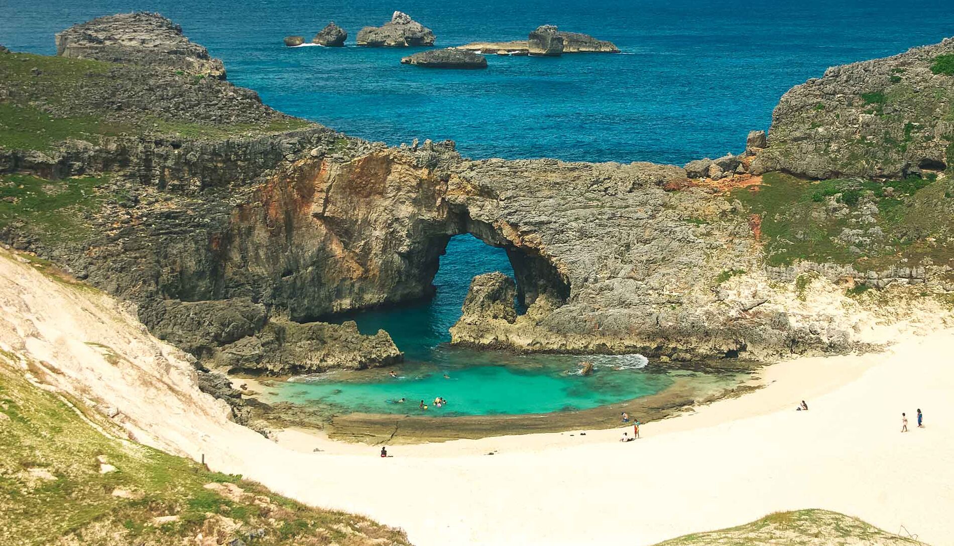 Die Schönheit der Japan Inseln: Ein umfassender Guide - WeDesignTrips