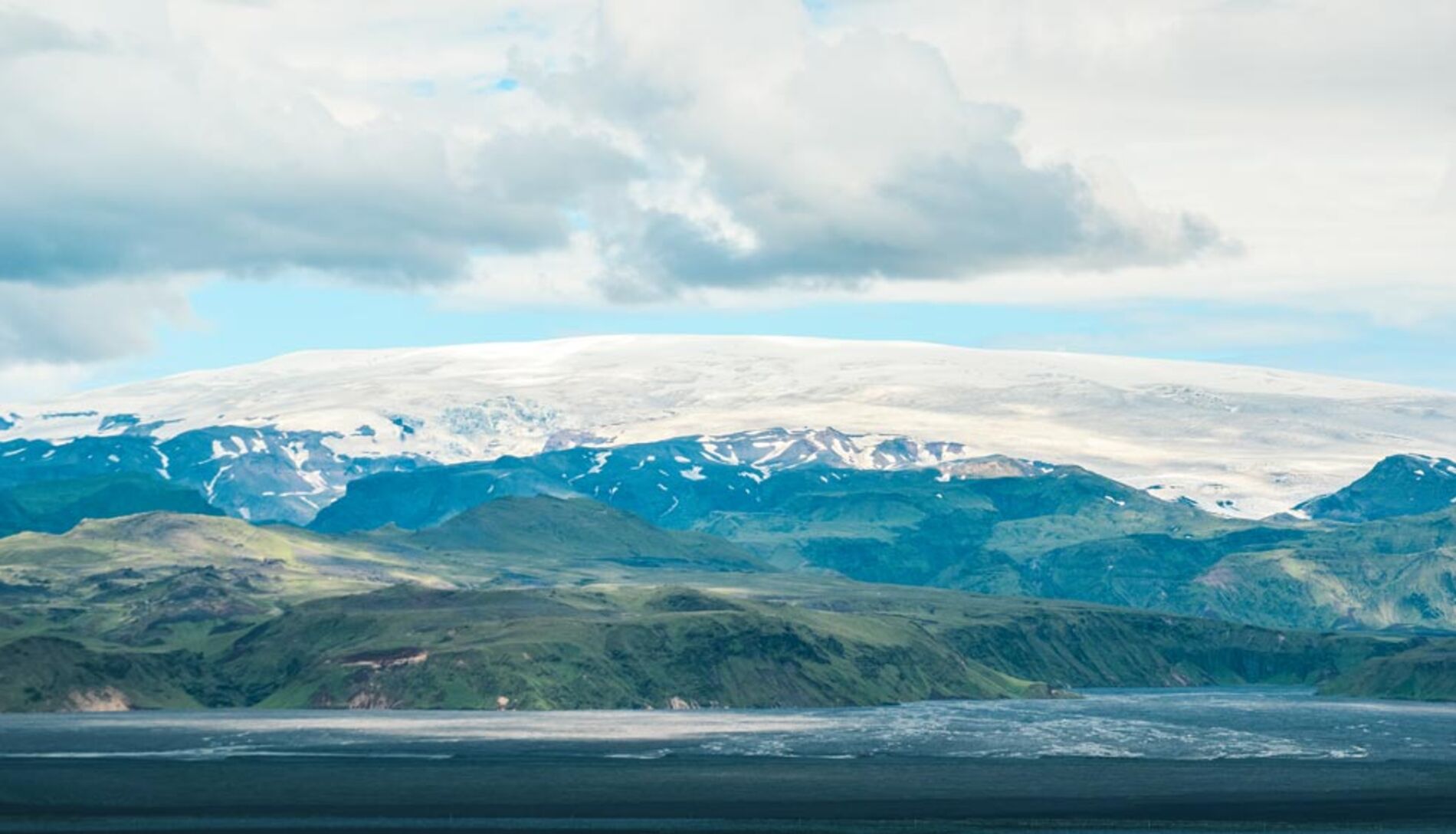 Wildes Island: 5 Vulkane, die Du erleben musst - WeDesignTrips