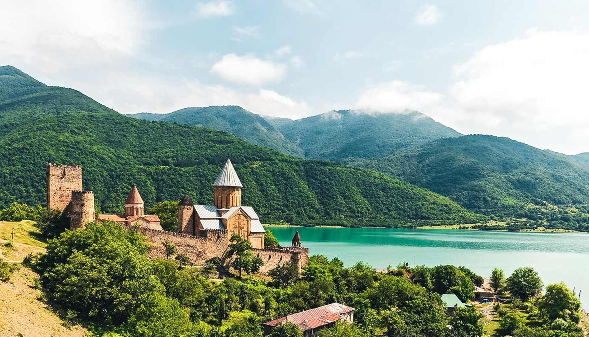 Top 8 Highlights Georgien: Tipps, Bilder & Reiseideen - WeDesignTrips