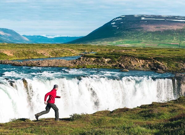 TOP 9 Highlights Island: Das darfst Du nicht verpassen! - WeDesignTrips